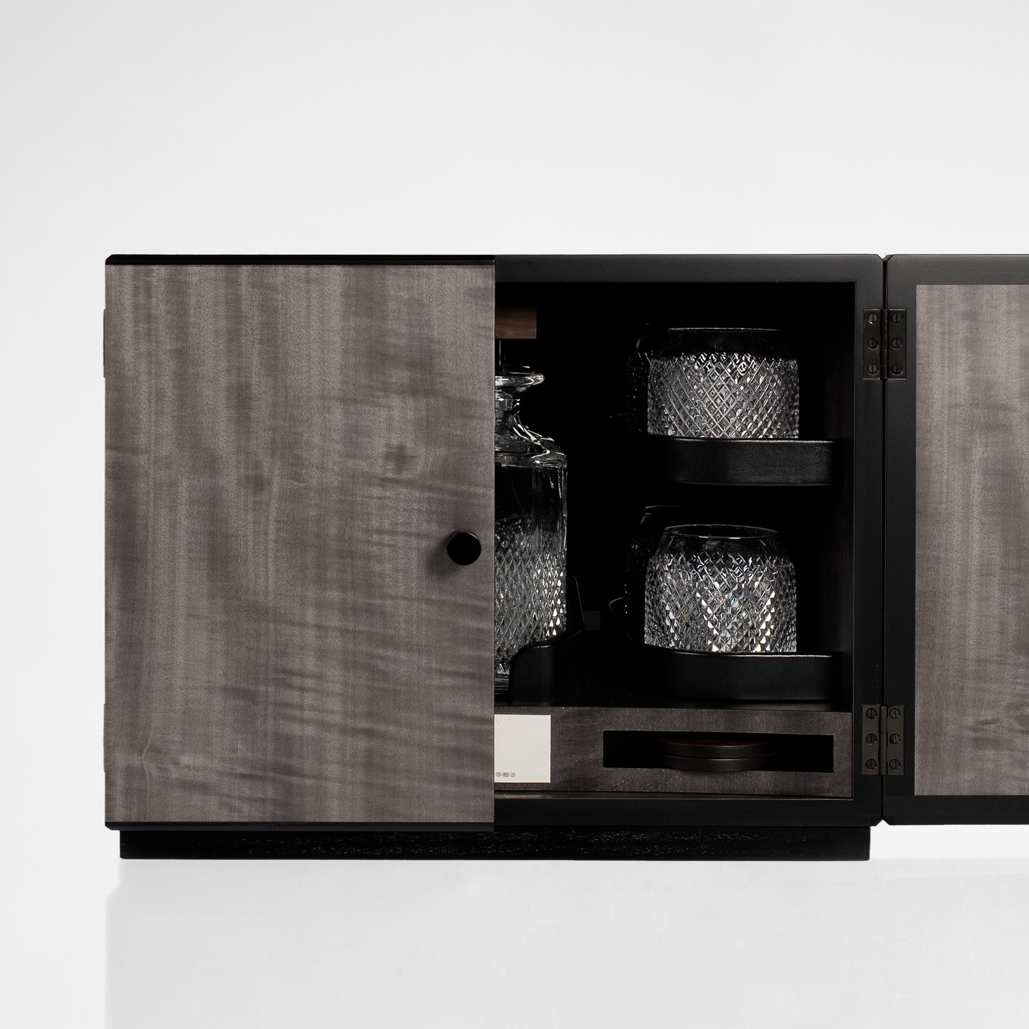 Blackline Bar Box | Luxury Home Accessories & Gifts | LINLEY