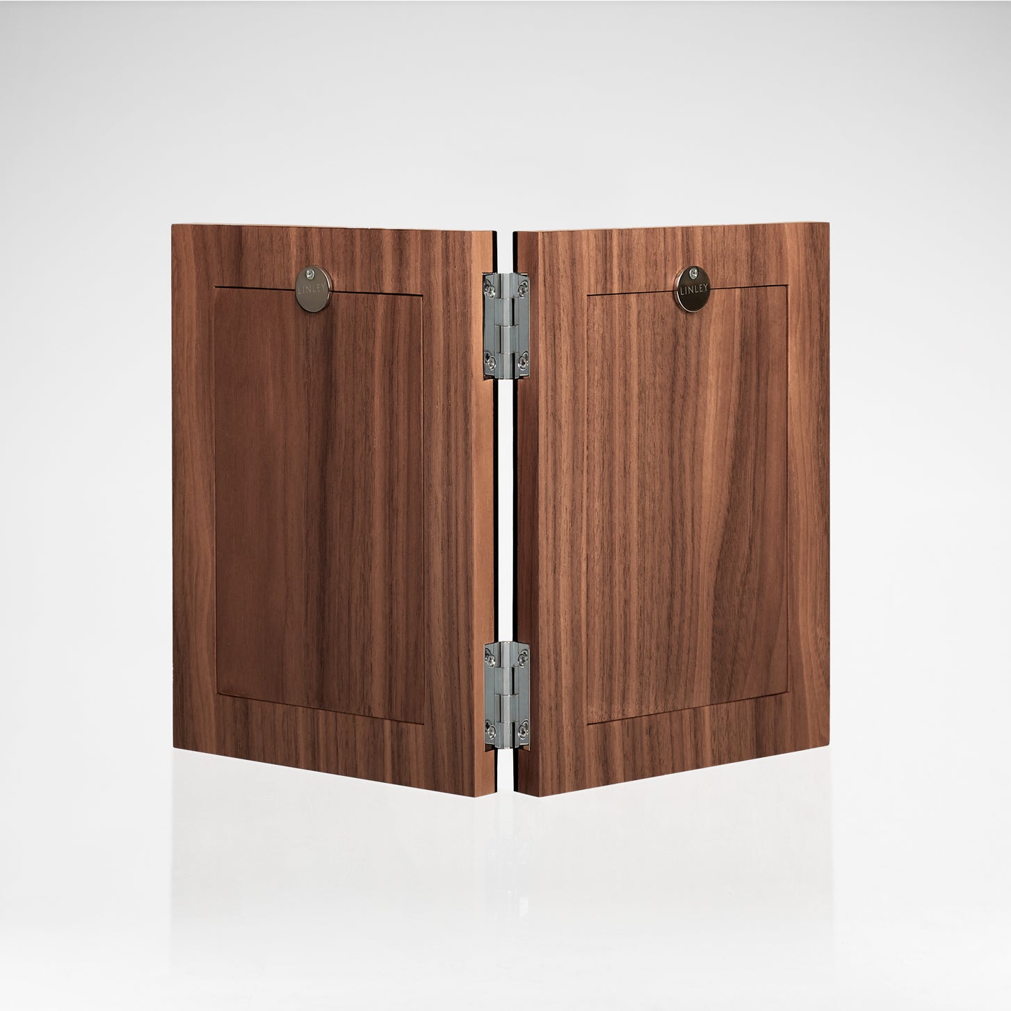 Blackline Dual Photograph Frame – LINLEY