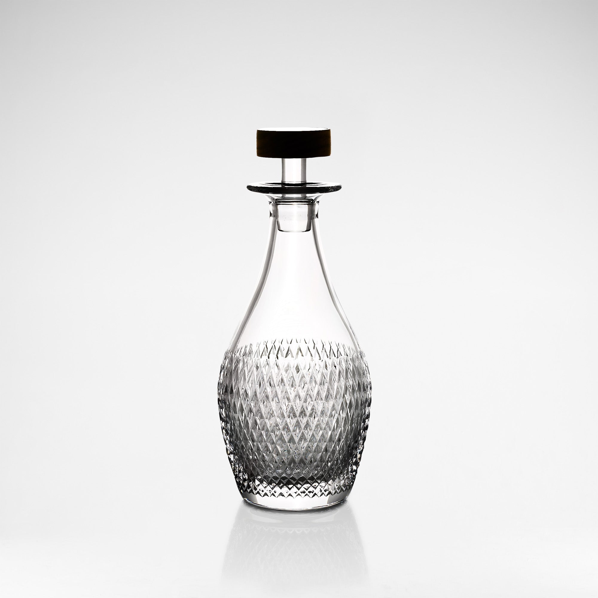 Thirlmere Wine Decanter | Luxury Home Accessories & Gifts | LINLEY