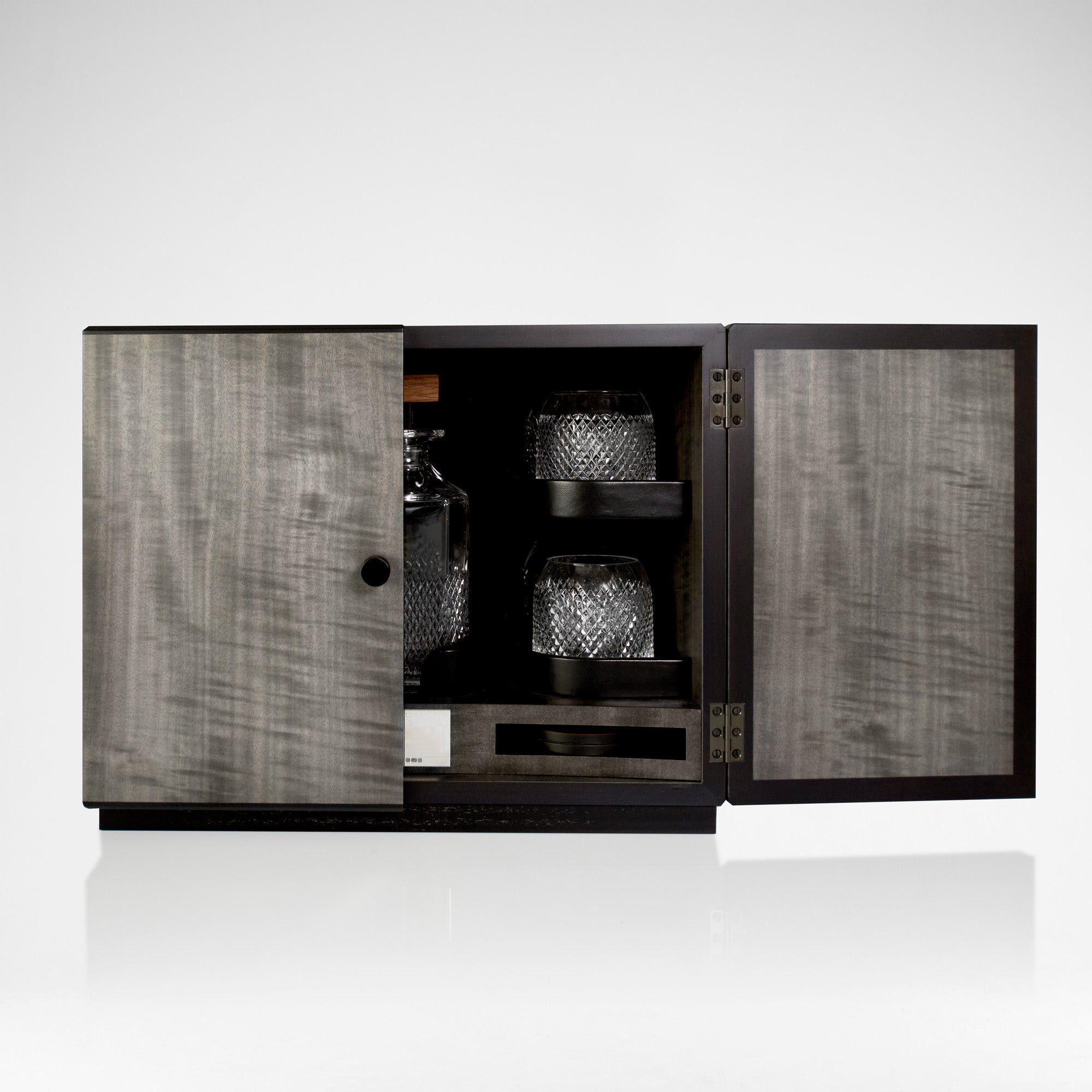 Blackline Bar Box | Luxury Home Accessories & Gifts | LINLEY