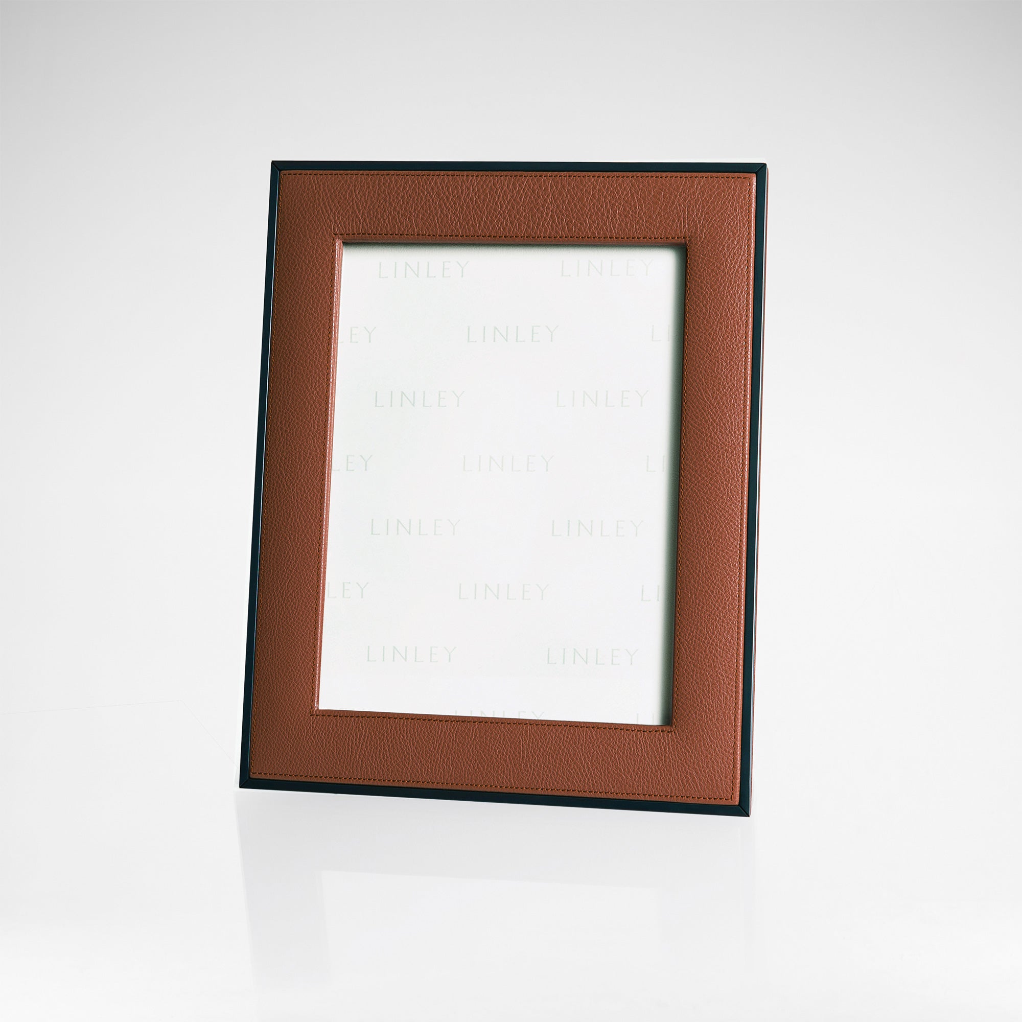 Mayfair Noir Photograph Frame | Luxury Home Accessories | LINLEY