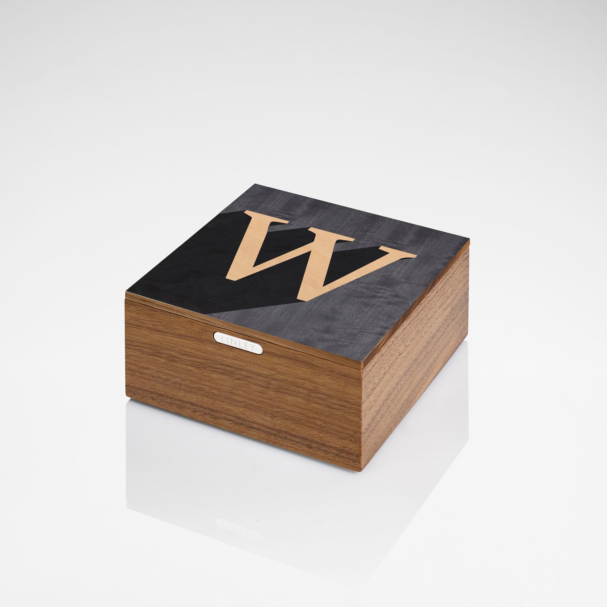 W Alphabet Box | Luxury Jewellery Boxes | LINLEY