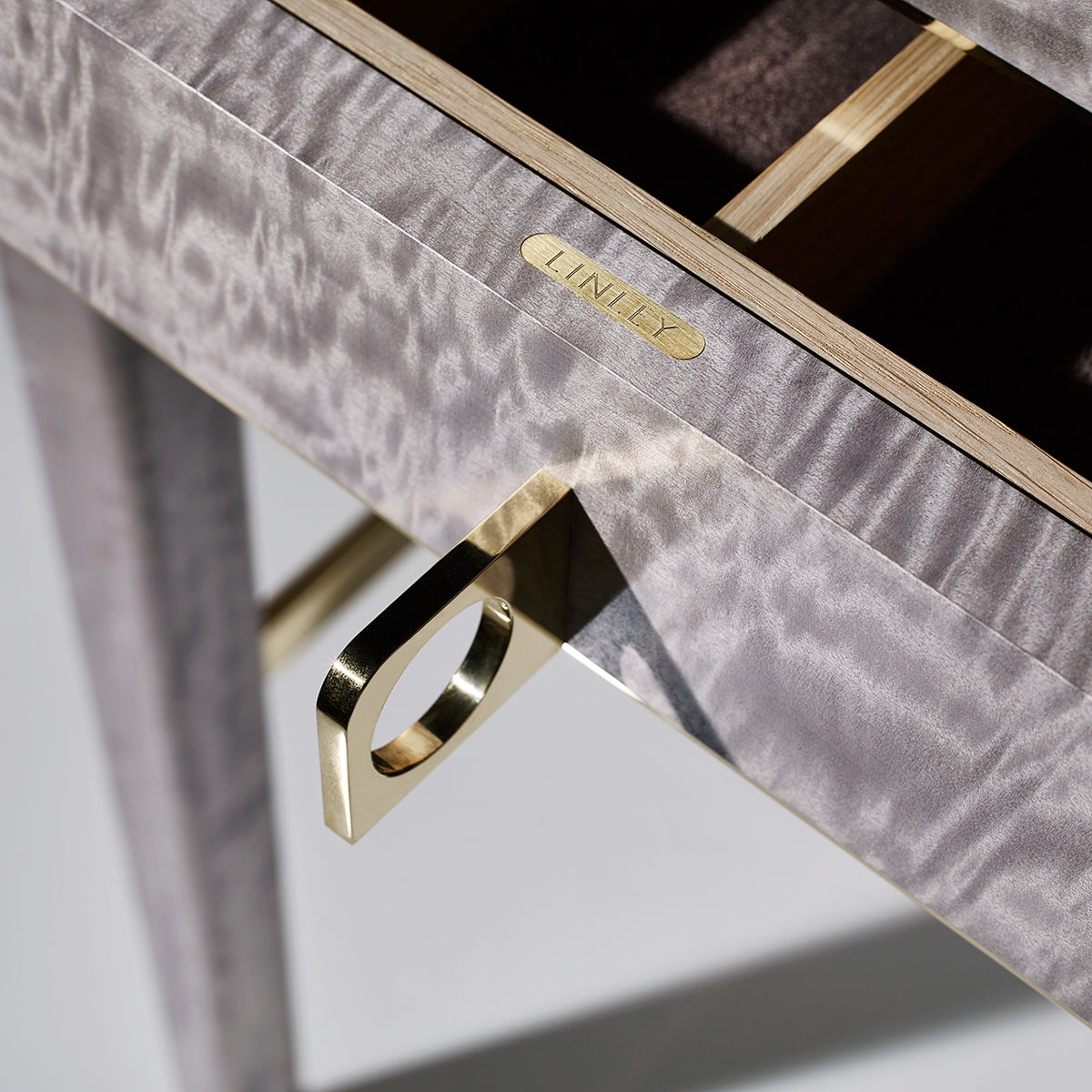 Slimline Odyssey Desk | Bespoke Design & Luxury Furniture | LINLEY