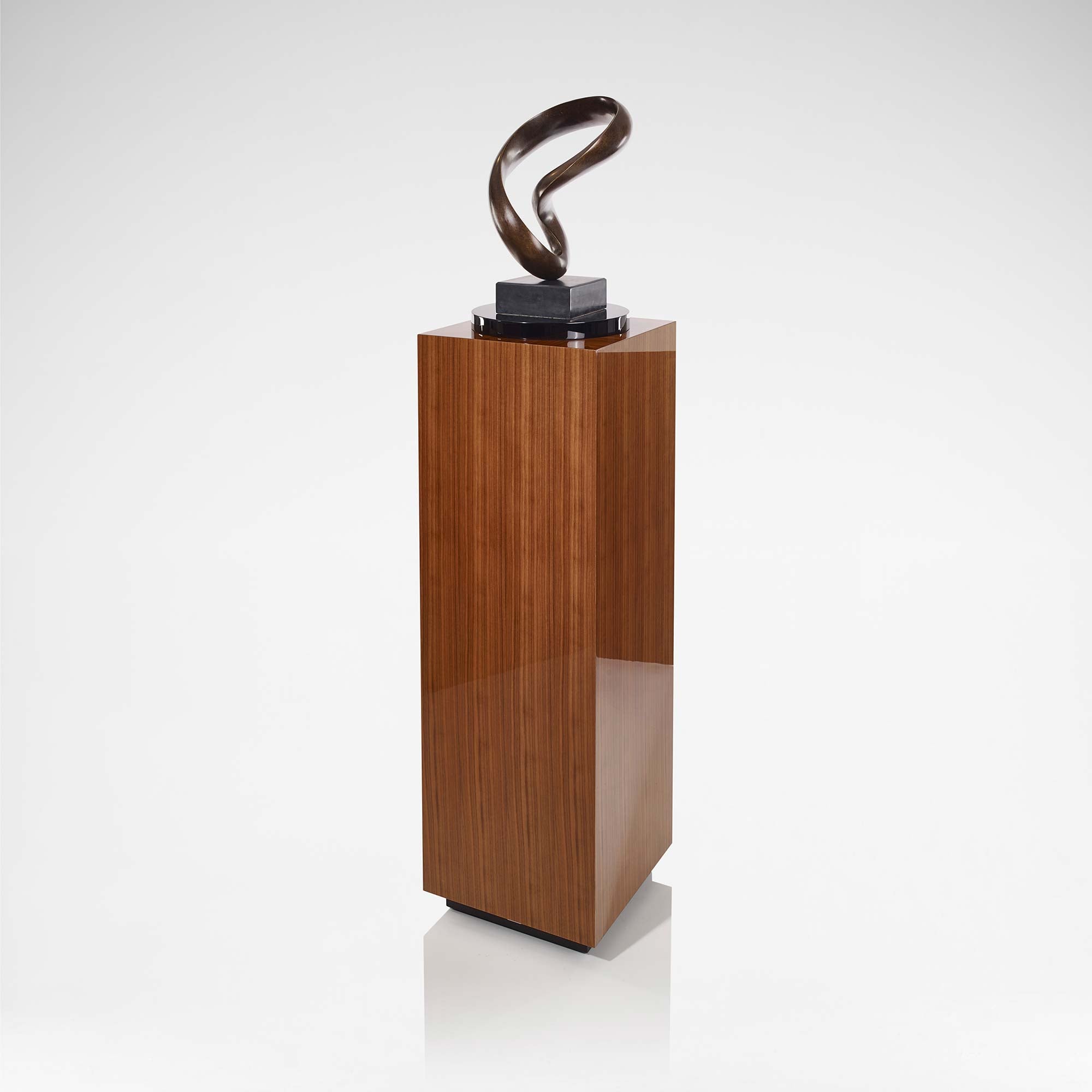 Art Plinth | Bespoke Design & Luxury Furniture | LINLEY